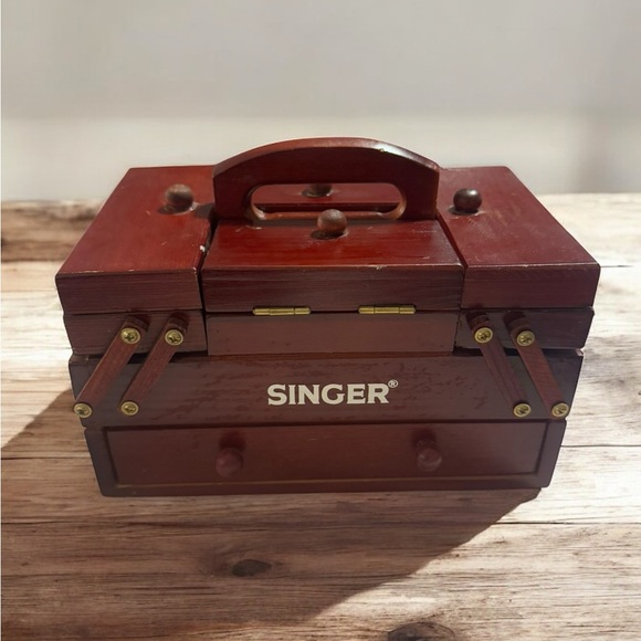 Singer | Storage & Organization | Singer Wood Accordion Small Sewing ...